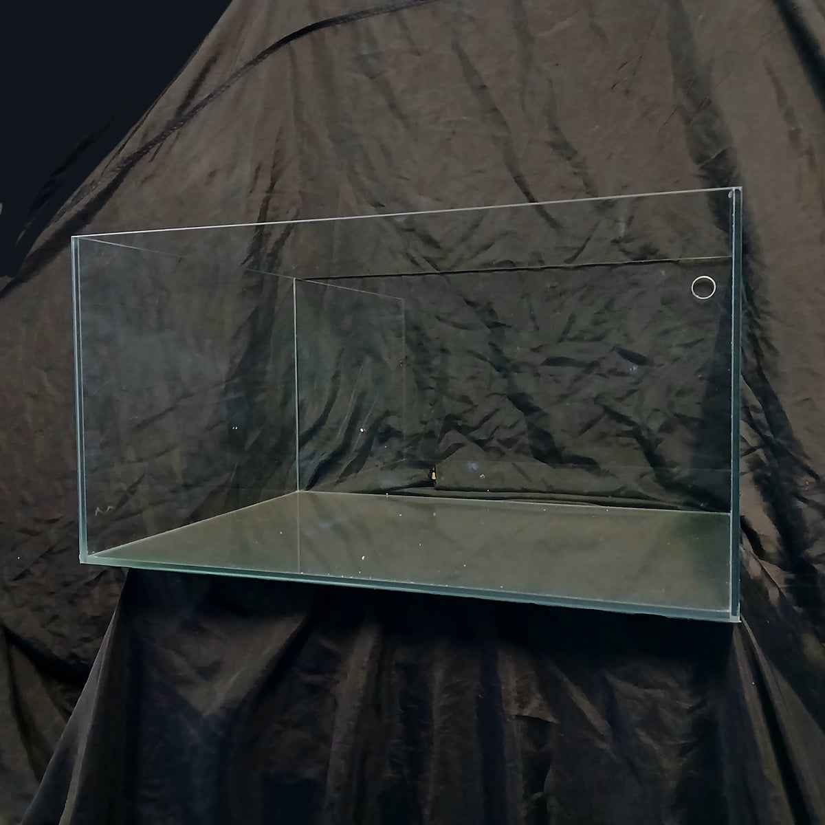 Rectangular Glass Aquarium with hole -90L (61×45×32) – Sydney Aquascapes