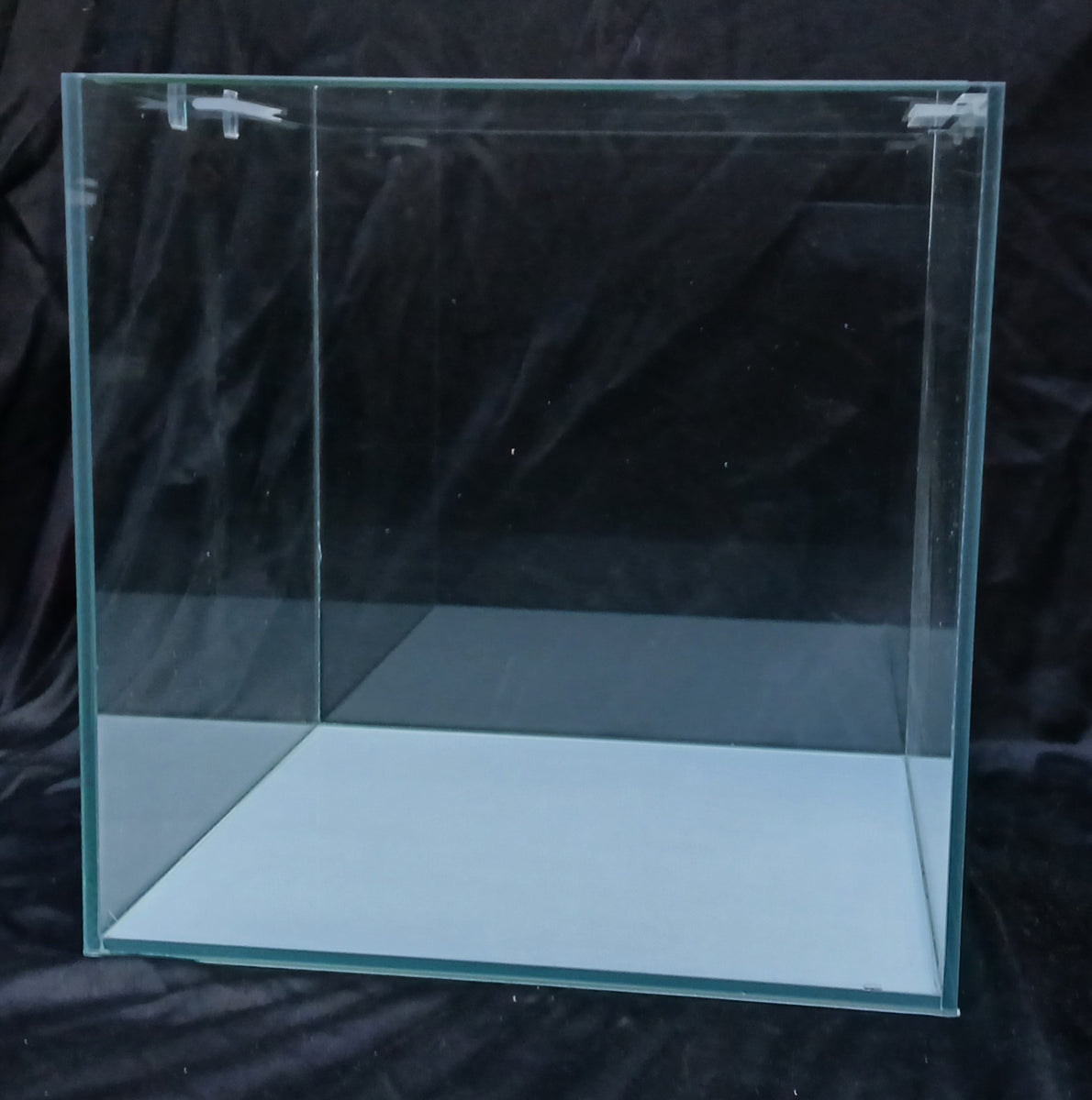 Square Glass Tank - 27L (30x30x30cm) – Sydney Aquascapes